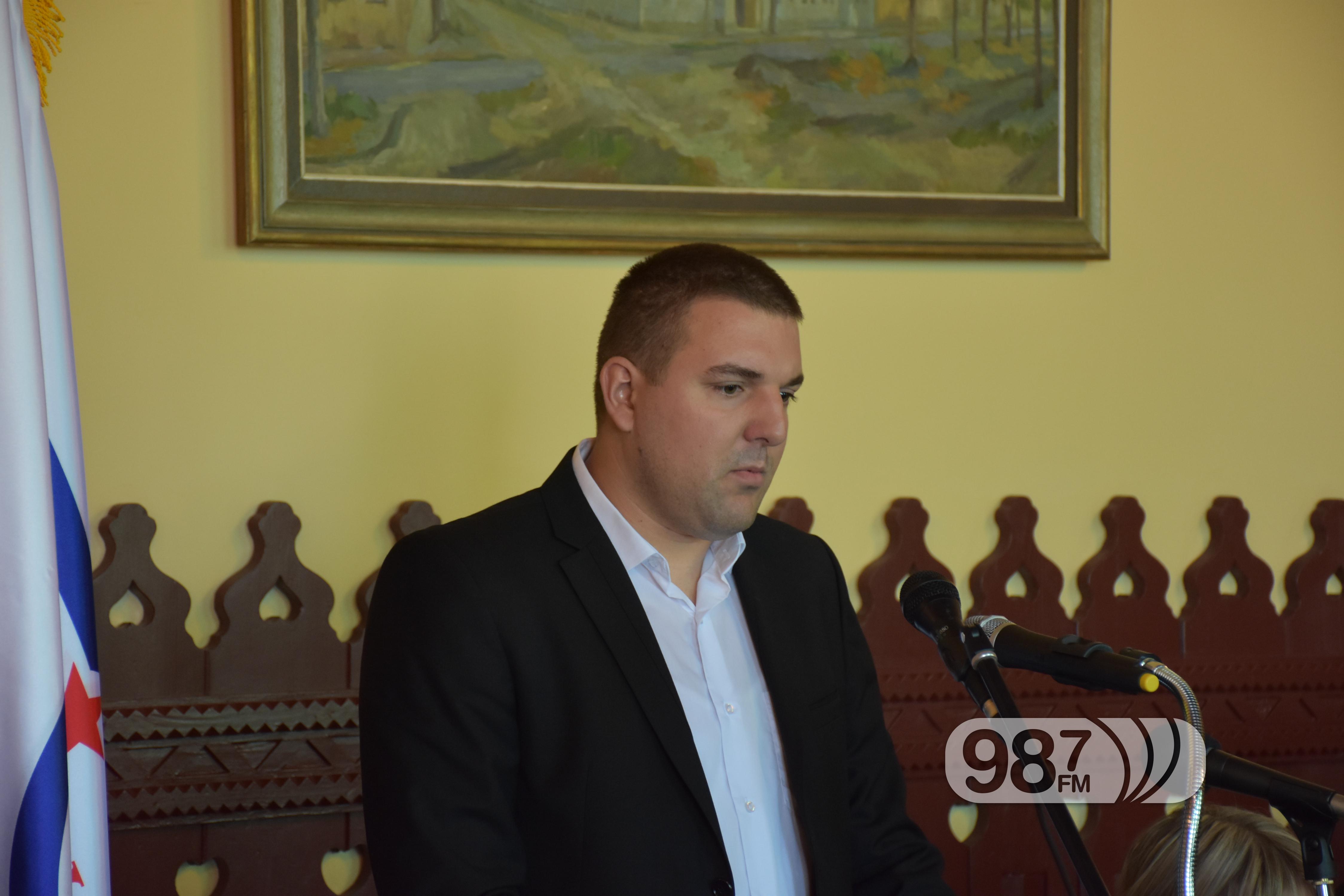 ODRŽANA 16. SEDNICA SO APATIN - Radio Dunav