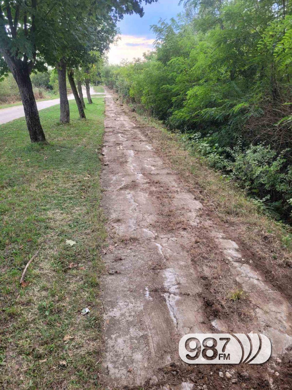 ЈЕСЕЊЕ УРЕЂИВАЊЕ АПАТИНСКИХ СЕЛА - СВИЛОЈЕВО ЗАВРШЕНО, СЛЕДИ СОНТА ...